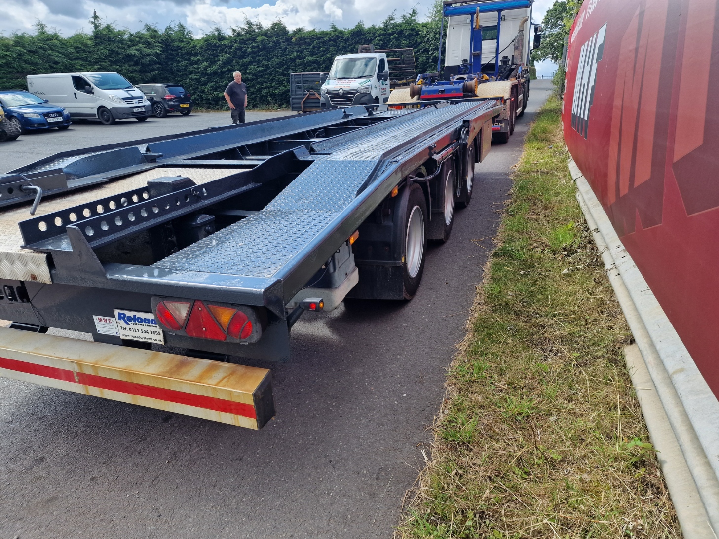 2015 C396570 Reload 24 Ton Gross Tri Axle Hook Loader Trailer | MHF